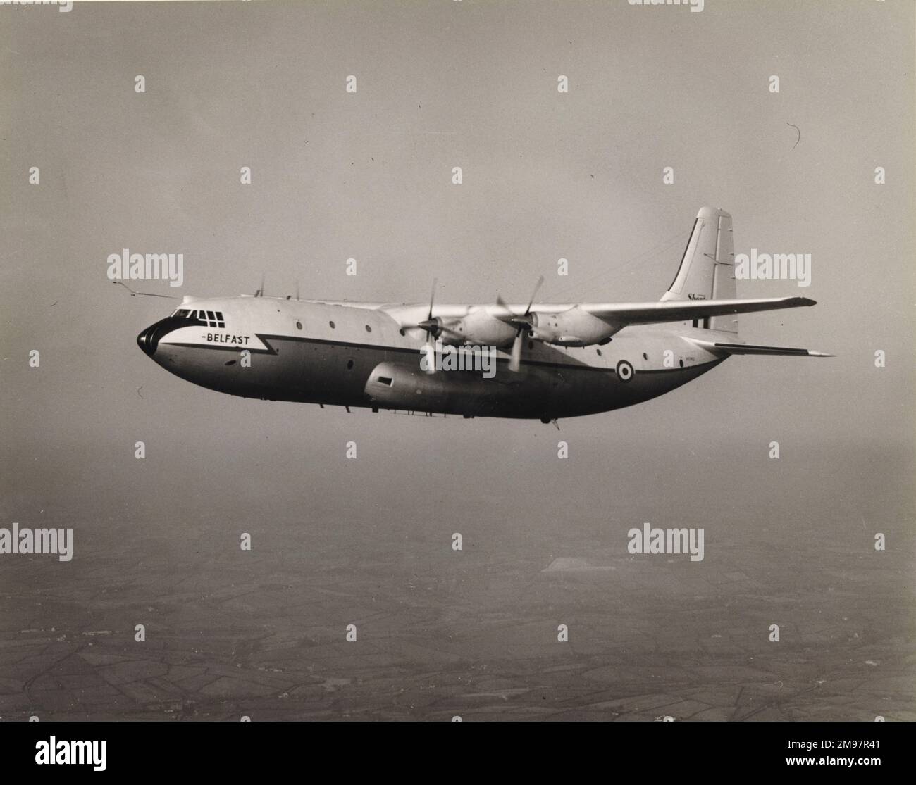 The first Short SC-5 Belfast, XR362 Stock Photo - Alamy