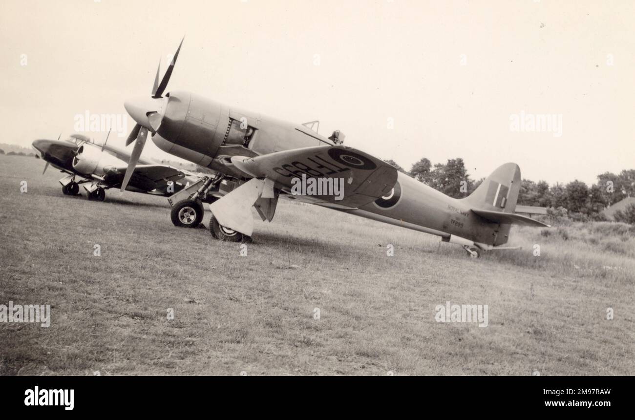 Tf895 hi-res stock photography and images - Alamy