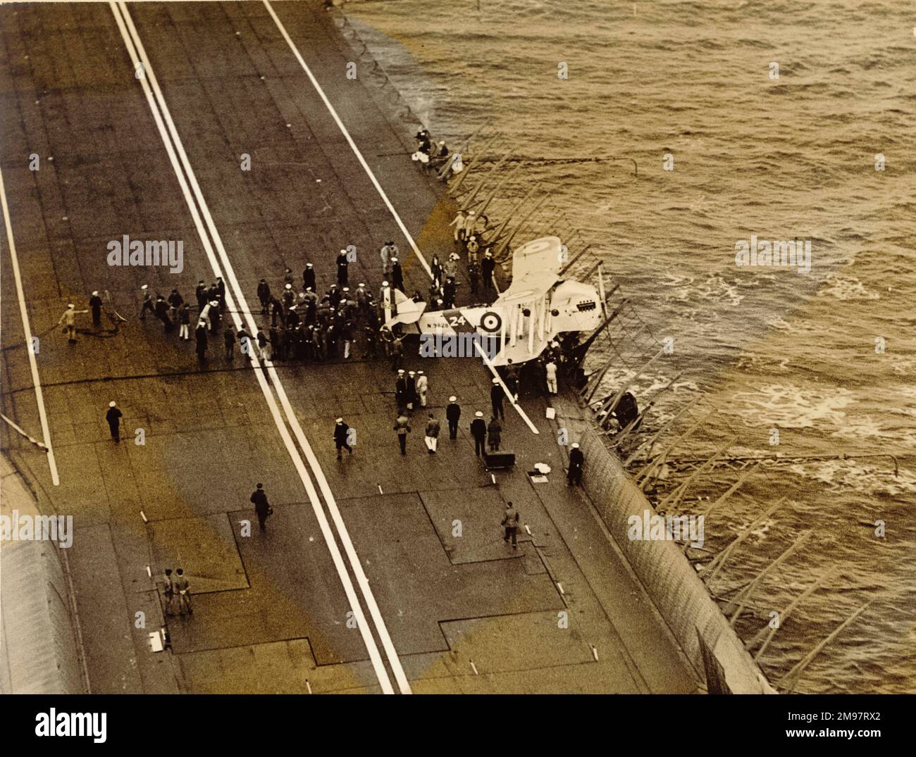 Blackburn Blackburn, N9828, saved from going over the side of HMS ...