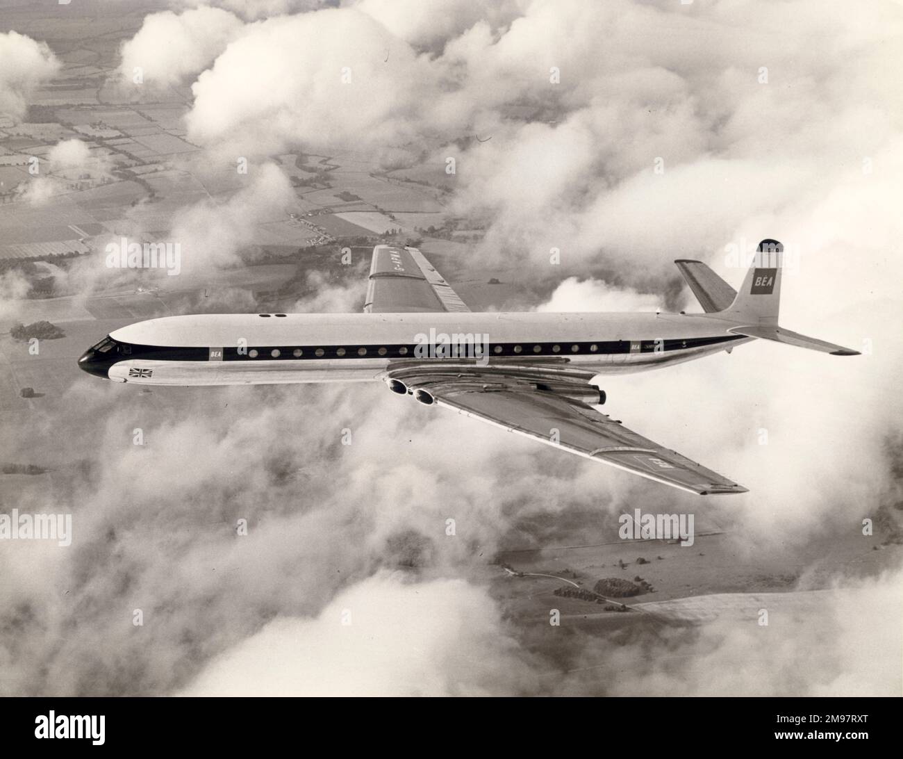 The first de Havilland DH106 Comet 4B, G-APMA Sir Edmund Halley, of BEA ...
