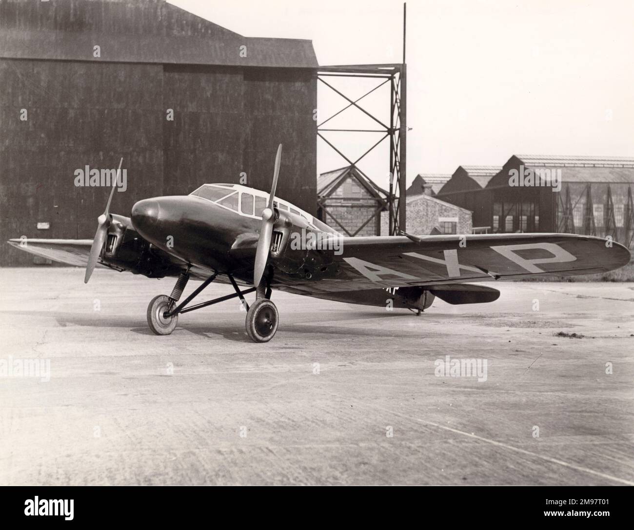 Maroon airplane hi-res stock photography and images - Alamy