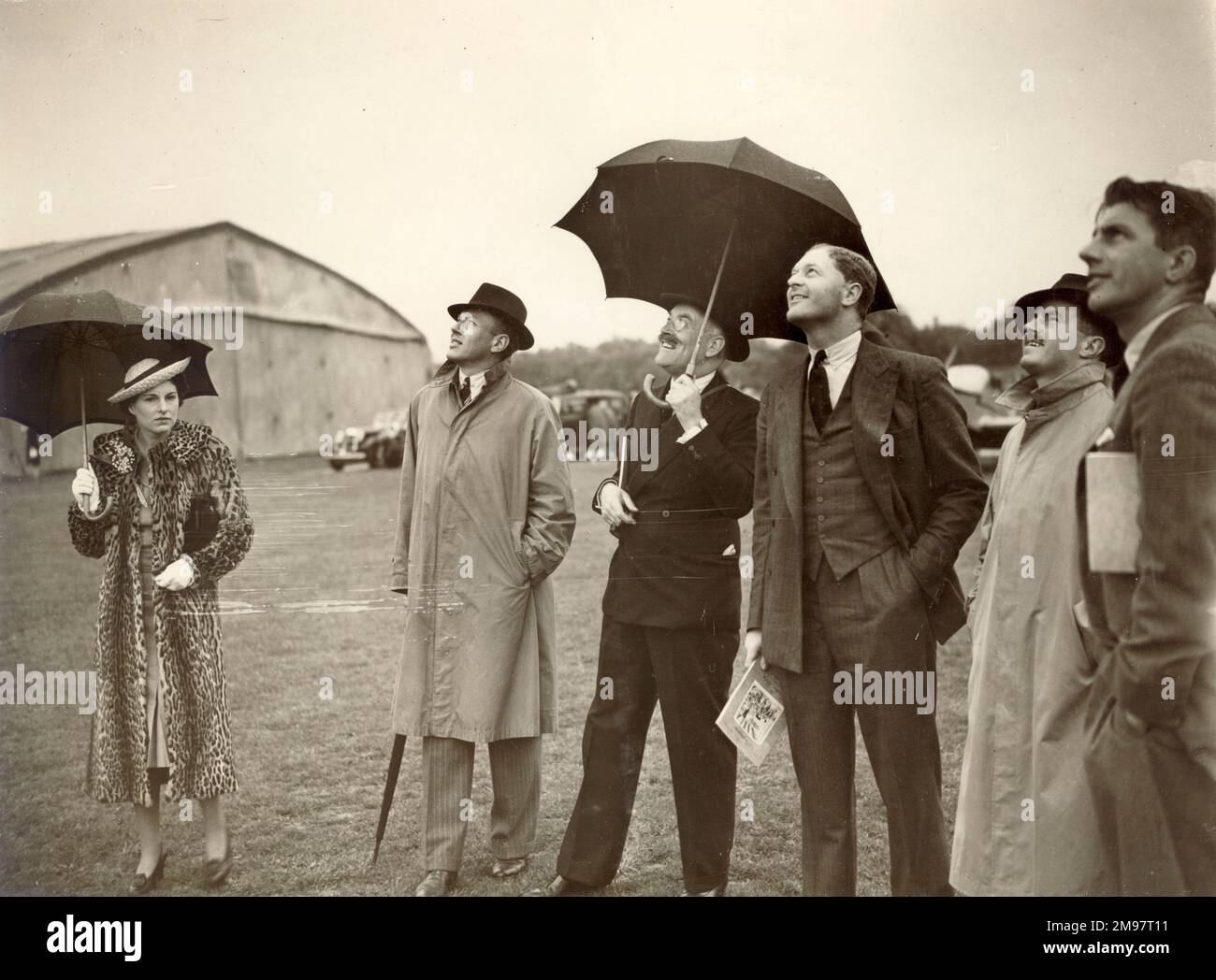 Major James L. Cordes, Chief Test Pilot, Handley Page (under the ...