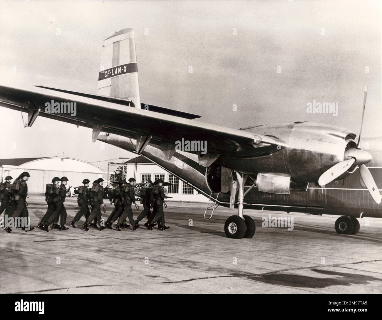 De havilland of canada caribou hi-res stock photography and images - Alamy