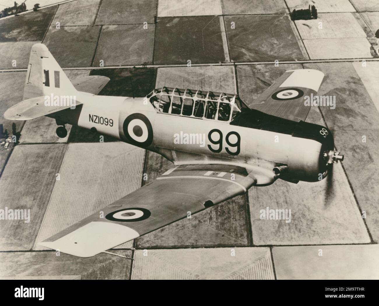 Harvard plane hi-res stock photography and images - Alamy