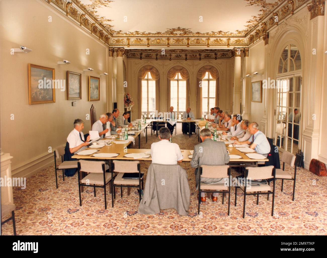 The 1989-1990 Royal Aeronautical Society Council meet in the Argyll Room at No.4 Hamilton Place ...