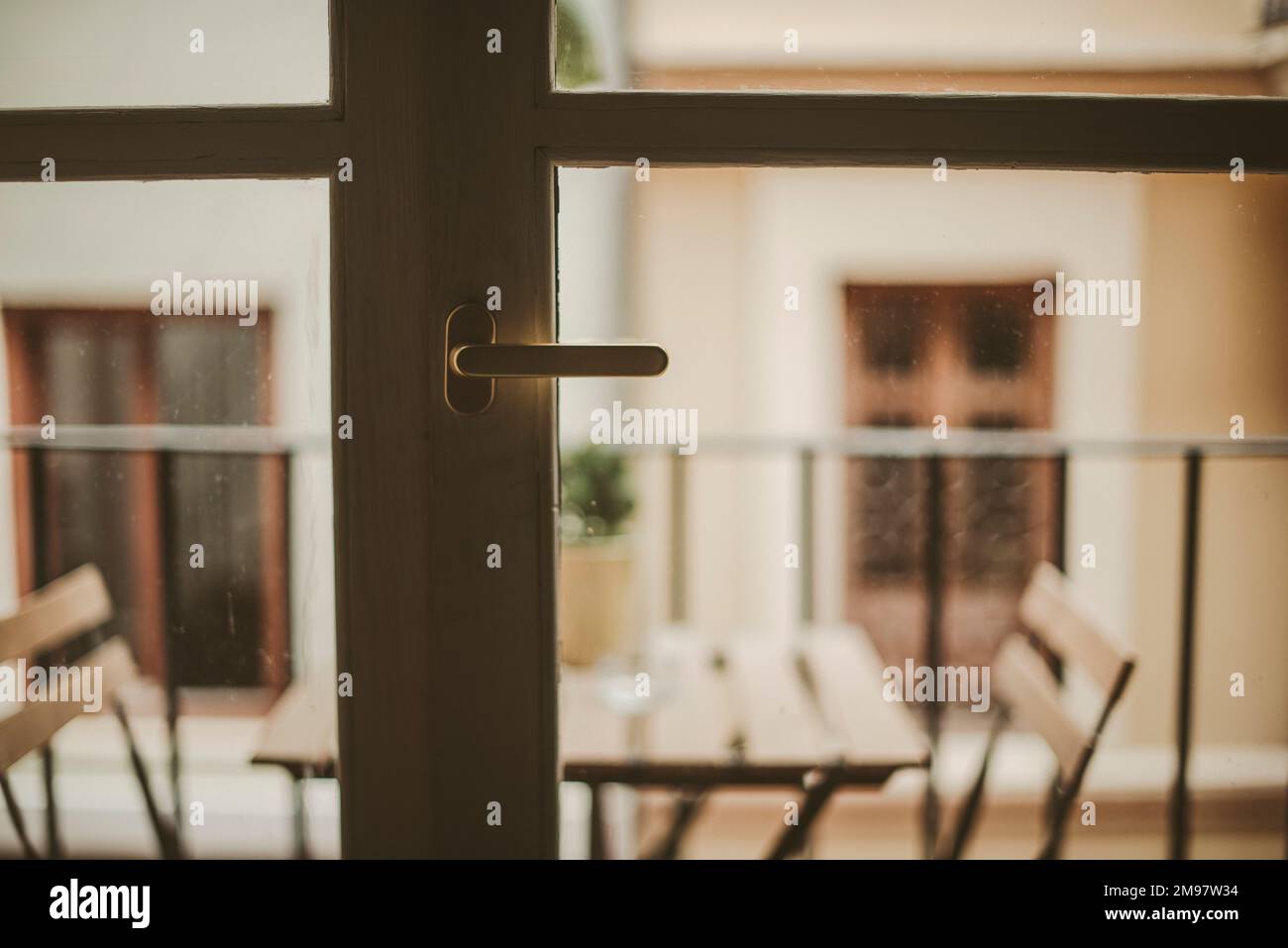 Cafe on balcony hi-res stock photography and images - Alamy