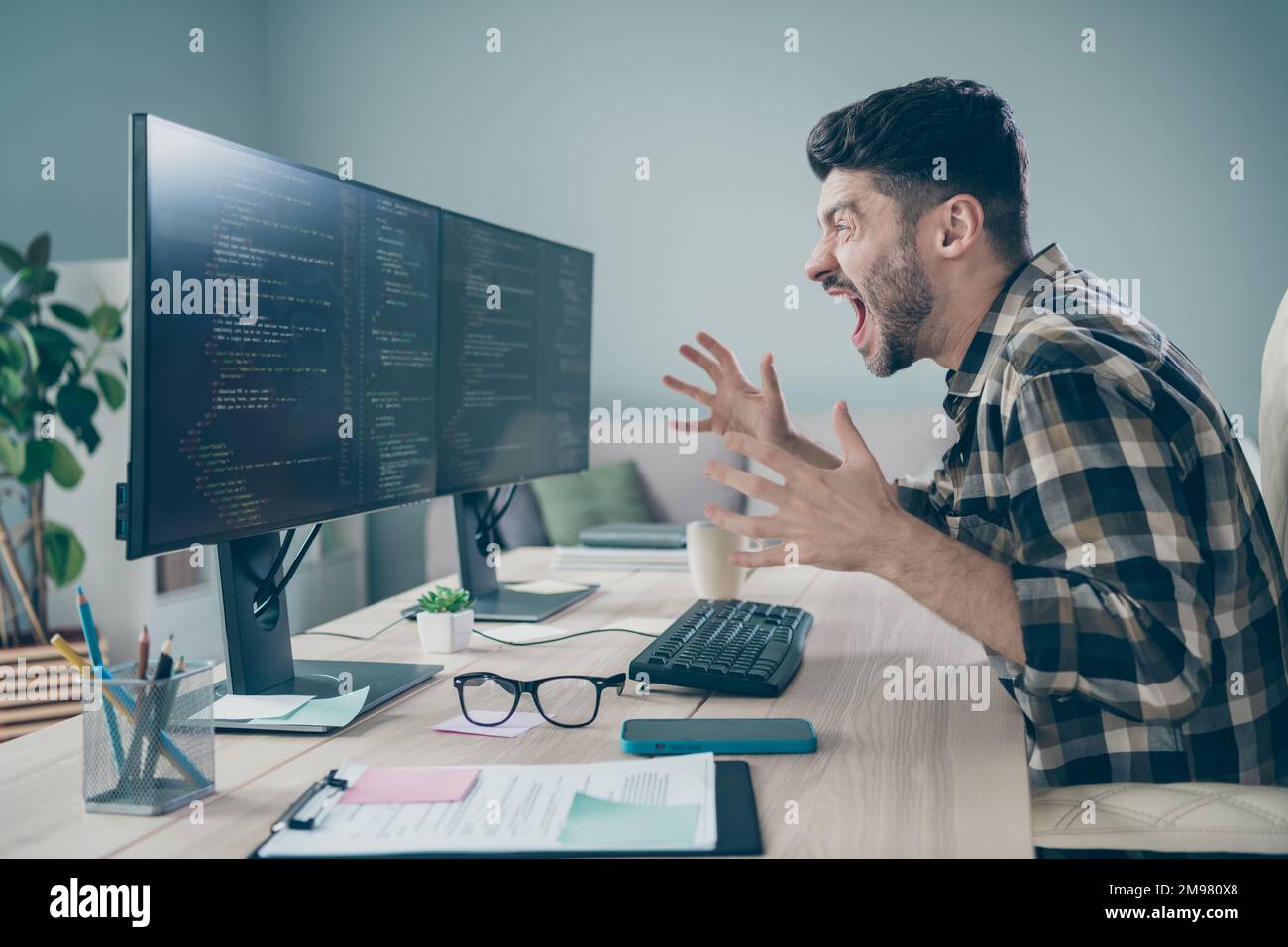 Photo of furious sad freelancer wear eyeglasses having programming fail ...