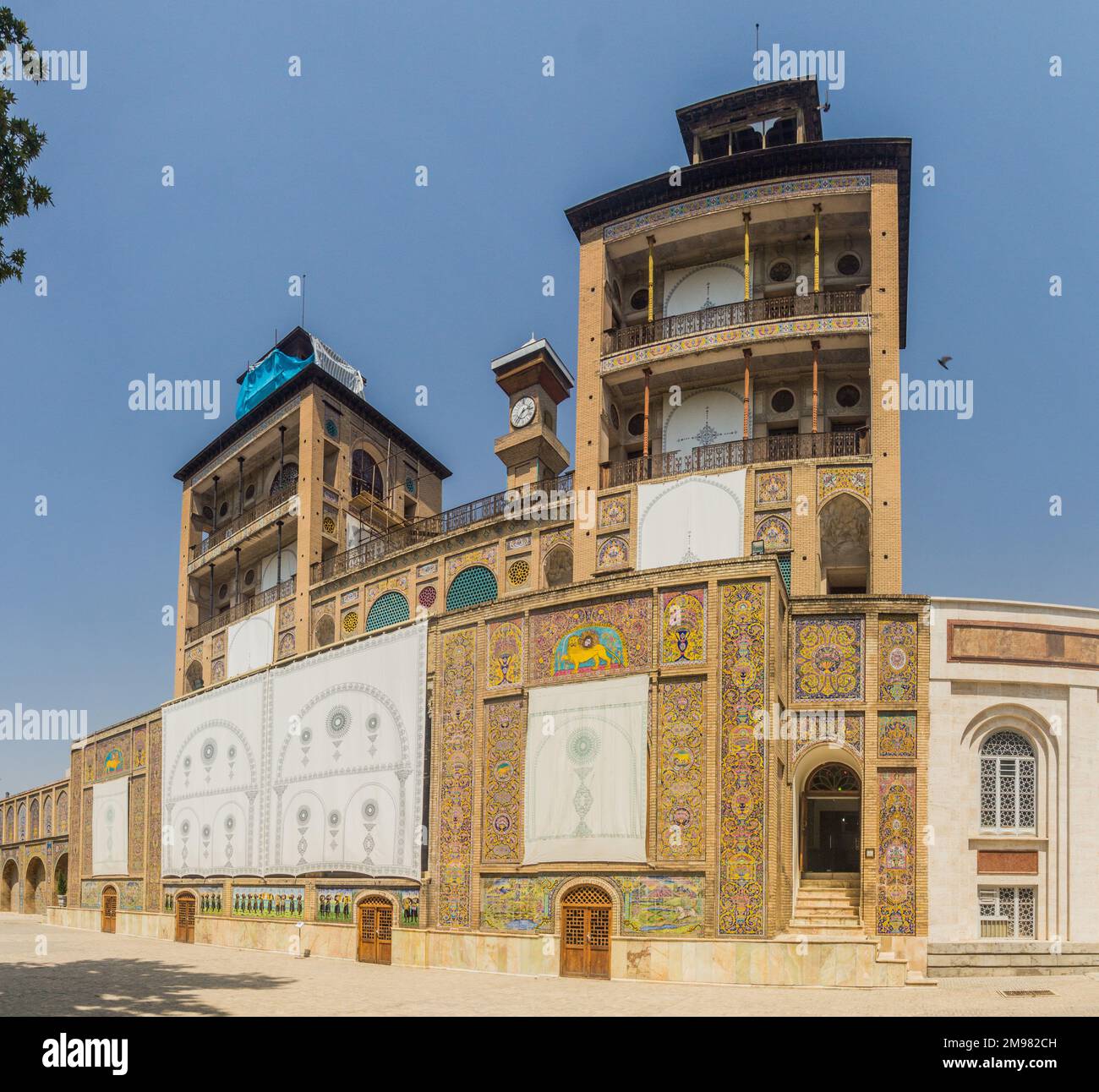Shams building hi-res stock photography and images - Alamy