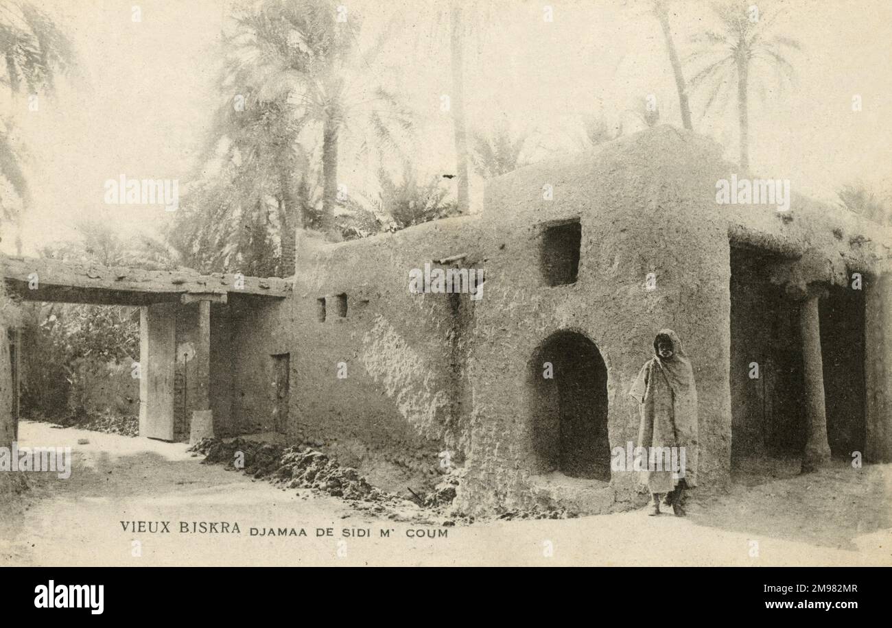 Clay made stands hi-res stock photography and images - Alamy