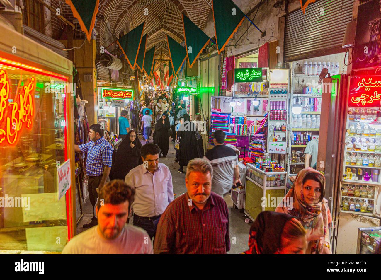 TABRIZ, IRAN - JULY 15, 2019: Crowd at the Bazaar in Tabriz, Iran Stock ...