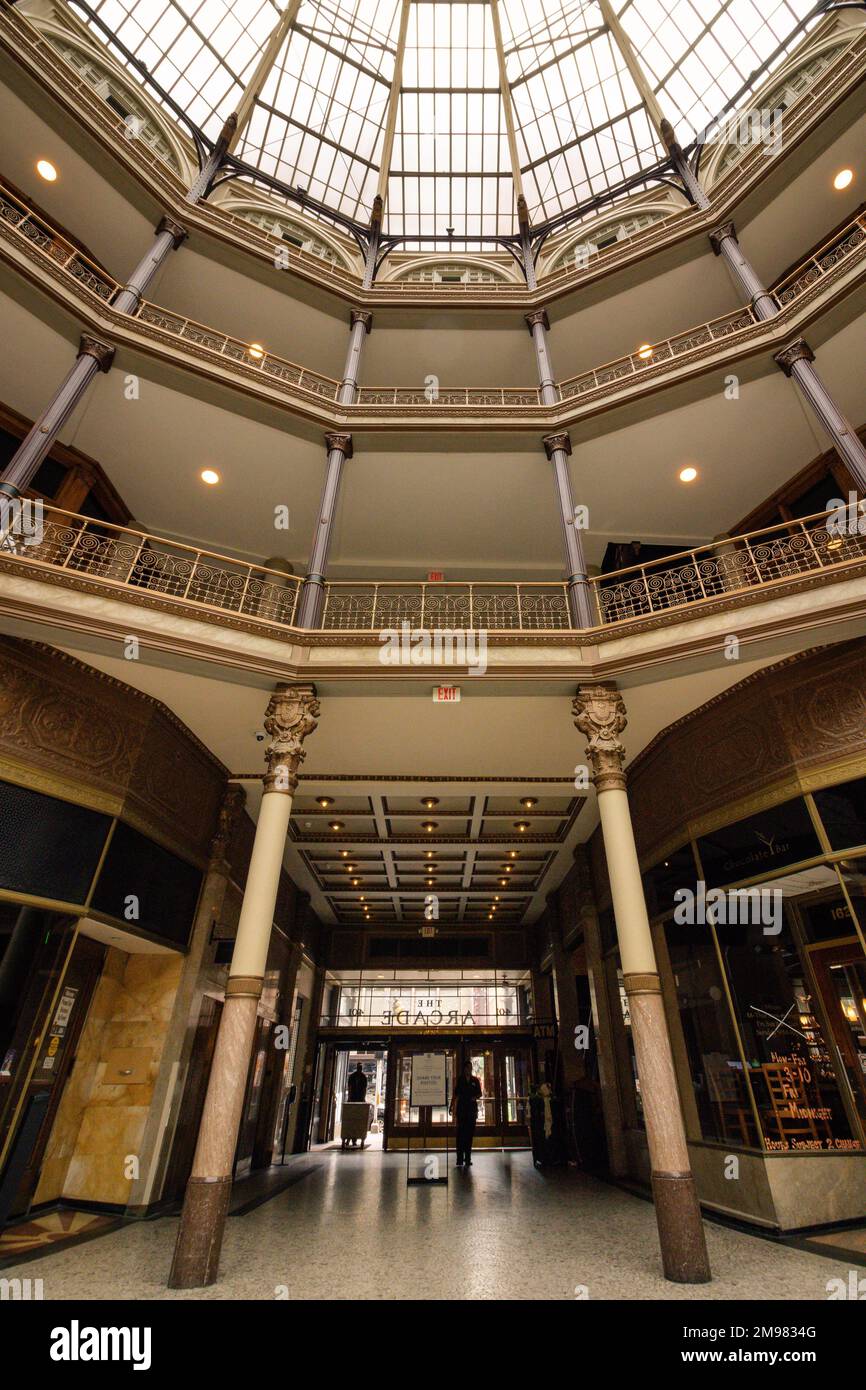 The luxury Arcade Shopping Center and Hotel inside, Cleveland, USA ...