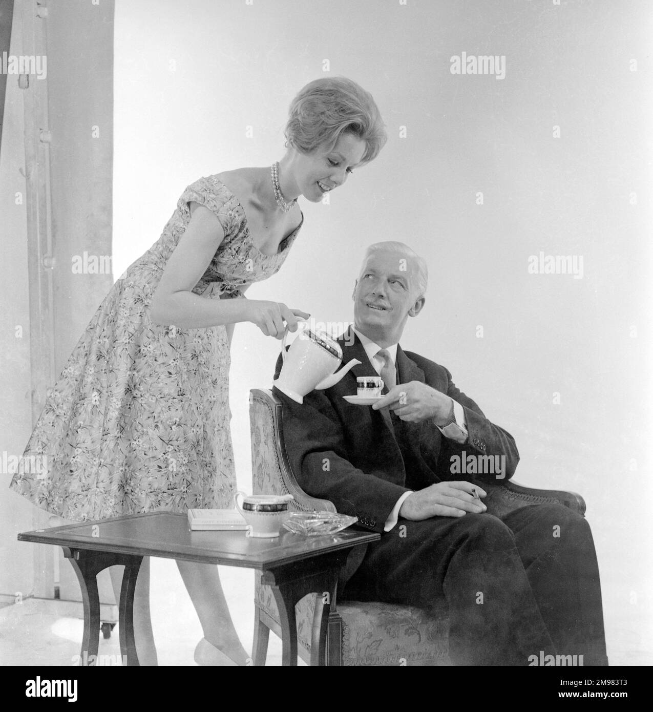 Retro nescafe advertisement hi-res stock photography and images - Alamy