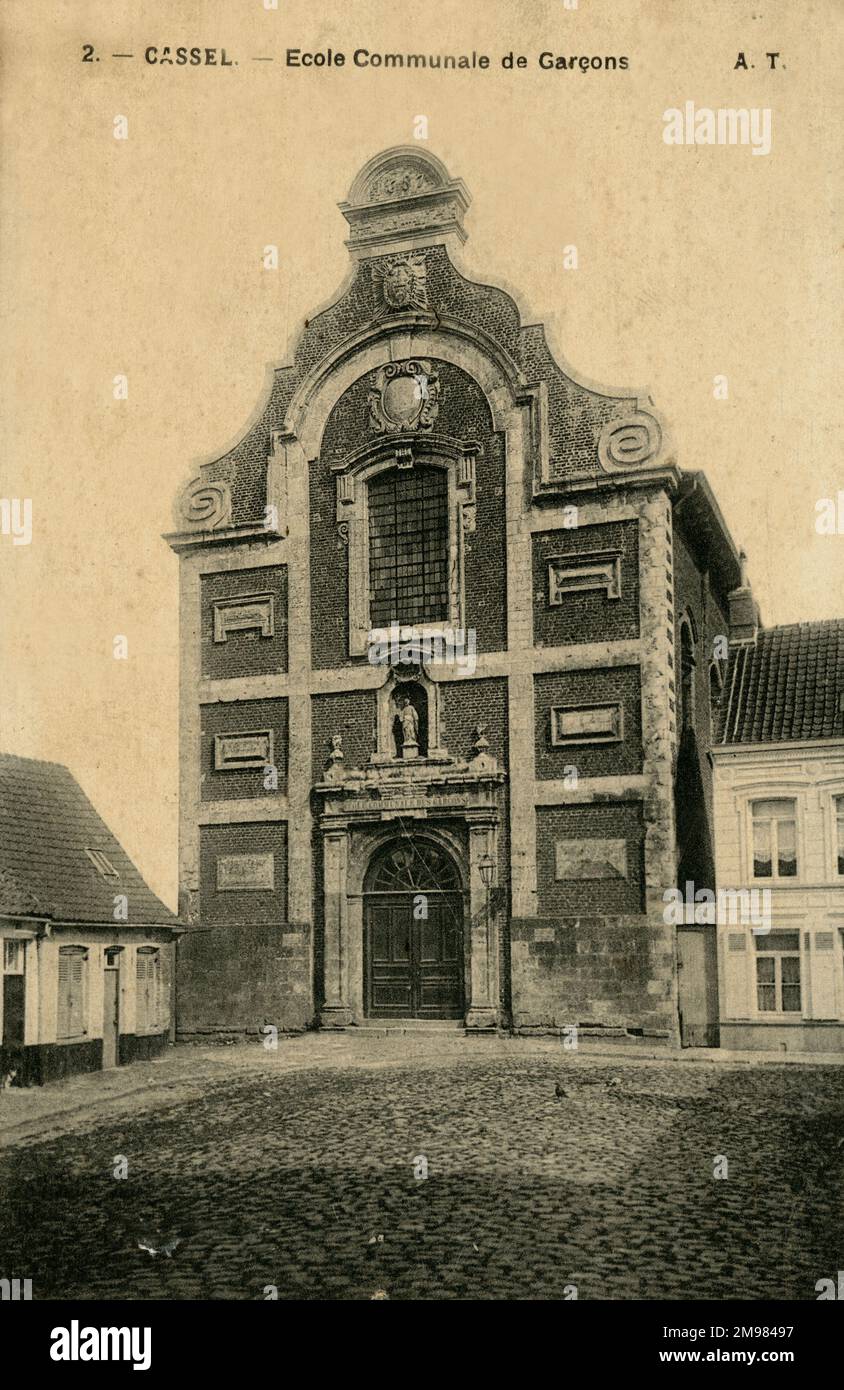 école communale france hi-res stock photography and images - Alamy