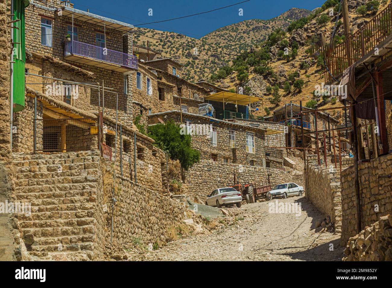 Palangan village in Kurdistan region, Iran Stock Photo - Alamy
