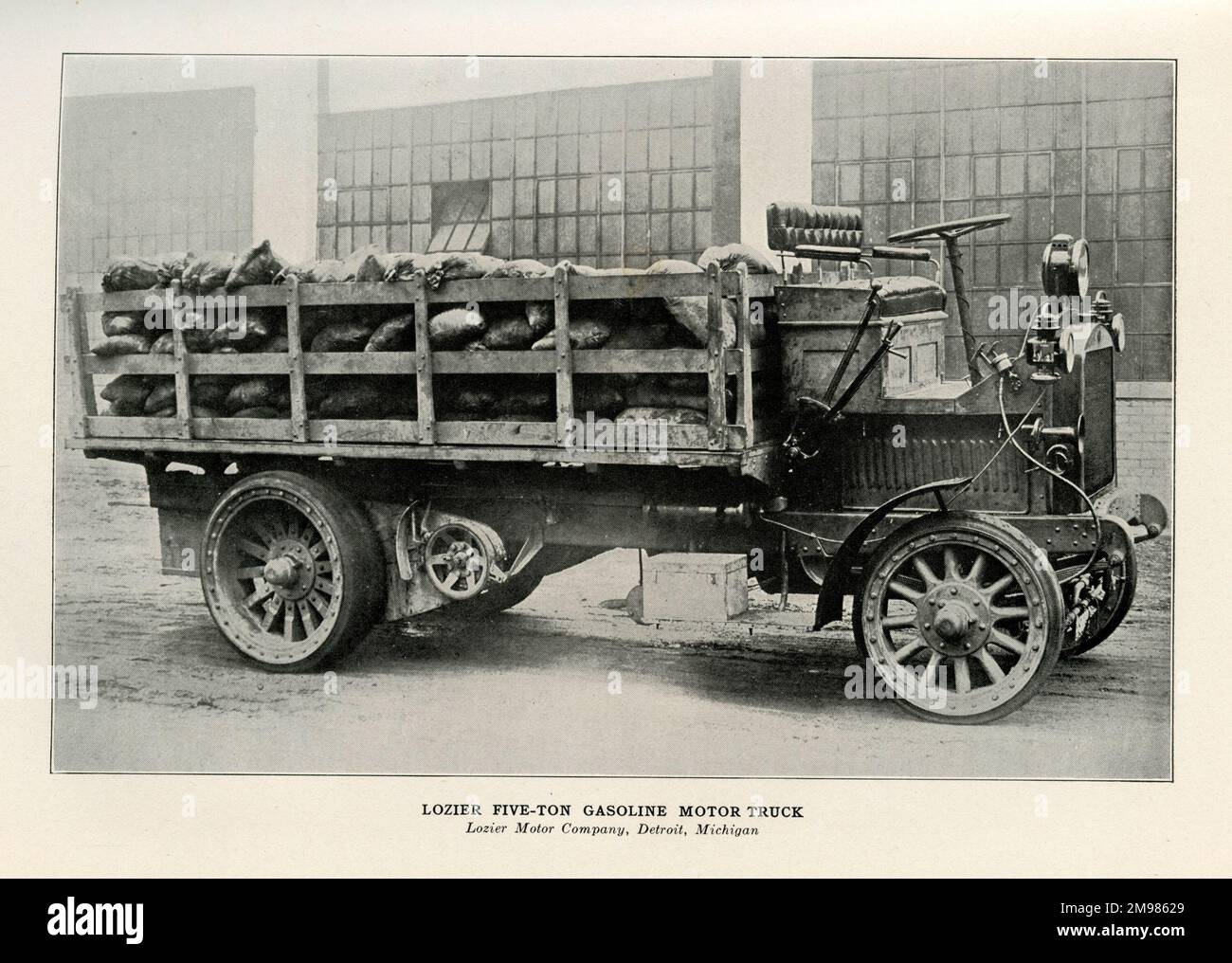 Lozier five-ton gasoline motor truck, Lozier Motor Company, Detroit ...