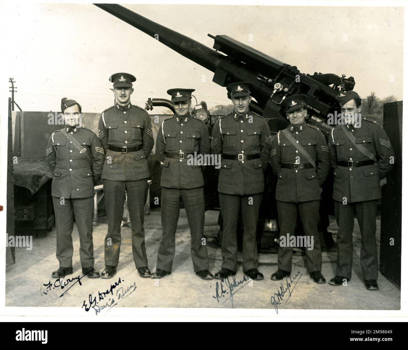 World war two troop uniform hi-res stock photography and images - Alamy