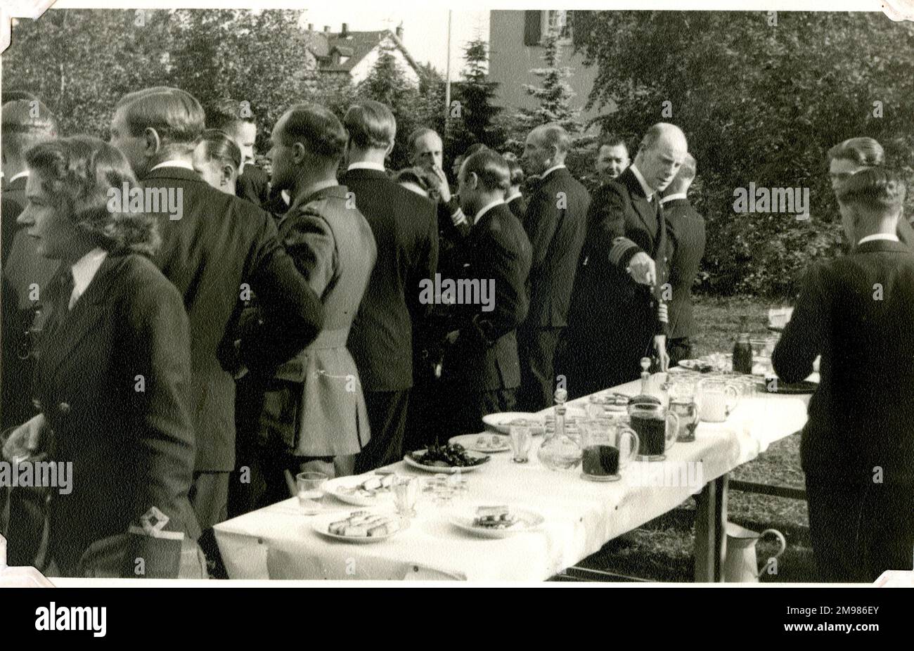 1940s food navy hi-res stock photography and images - Alamy