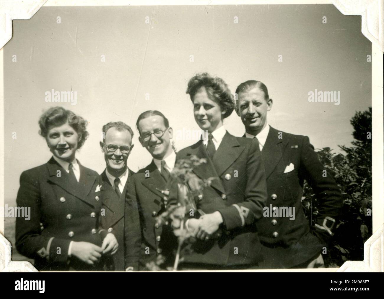 Five British naval colleagues at Minden Ridge, Germany, WW2 Stock Photo ...