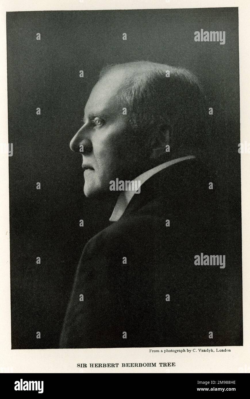 Portrait photograph of Sir Herbert Beerbohm Tree (1853-1917), English ...