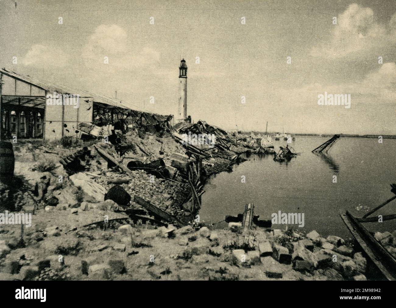 Ww2 debris hi-res stock photography and images - Alamy