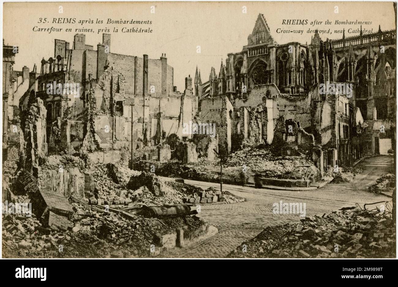 Reims cathedral 1914 hi-res stock photography and images - Alamy