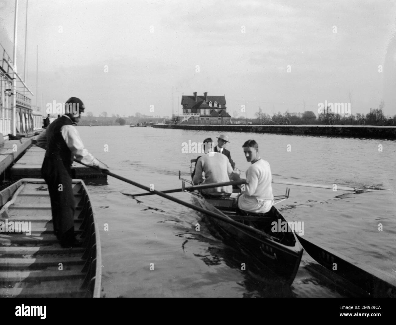 Rowers Black and White Stock Photos & Images - Alamy