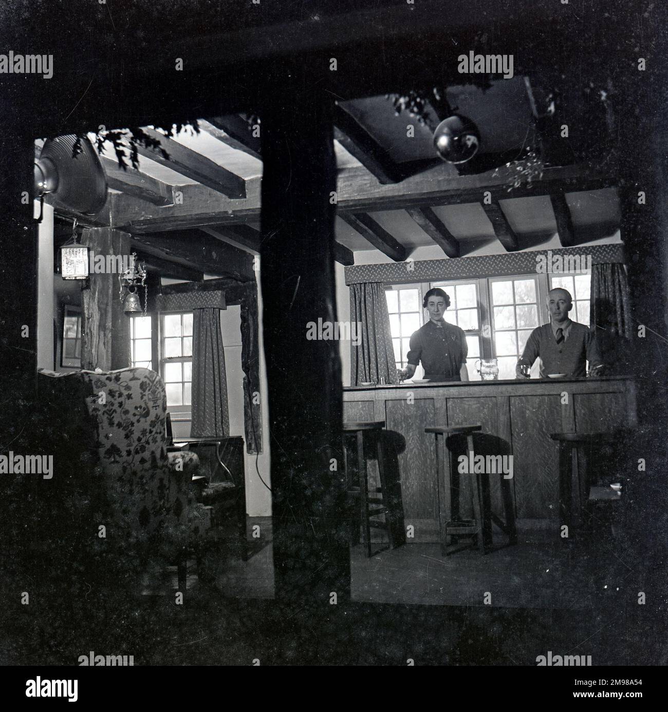 1950s pub hi-res stock photography and images - Alamy