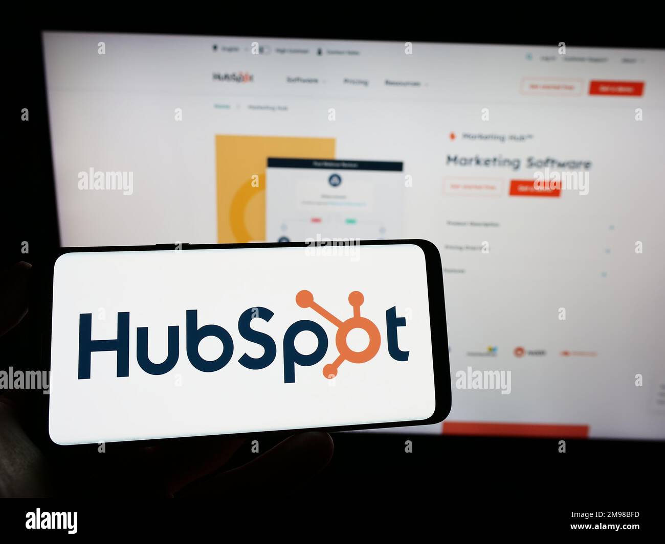 Hubspot logo hi-res stock photography and images - Alamy