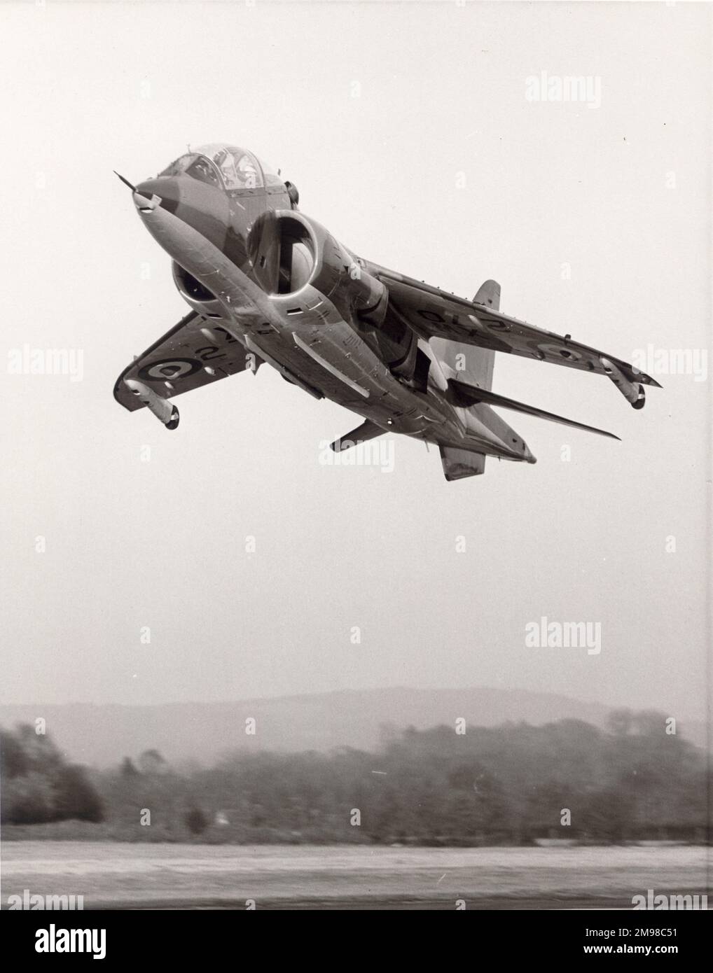 Harrier t2 plane hi-res stock photography and images - Alamy