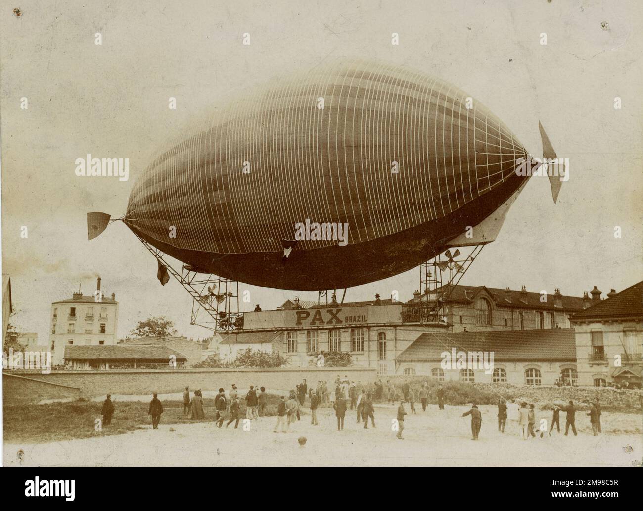 Severo?s airship PAX, 12 May 1902 Stock Photo - Alamy