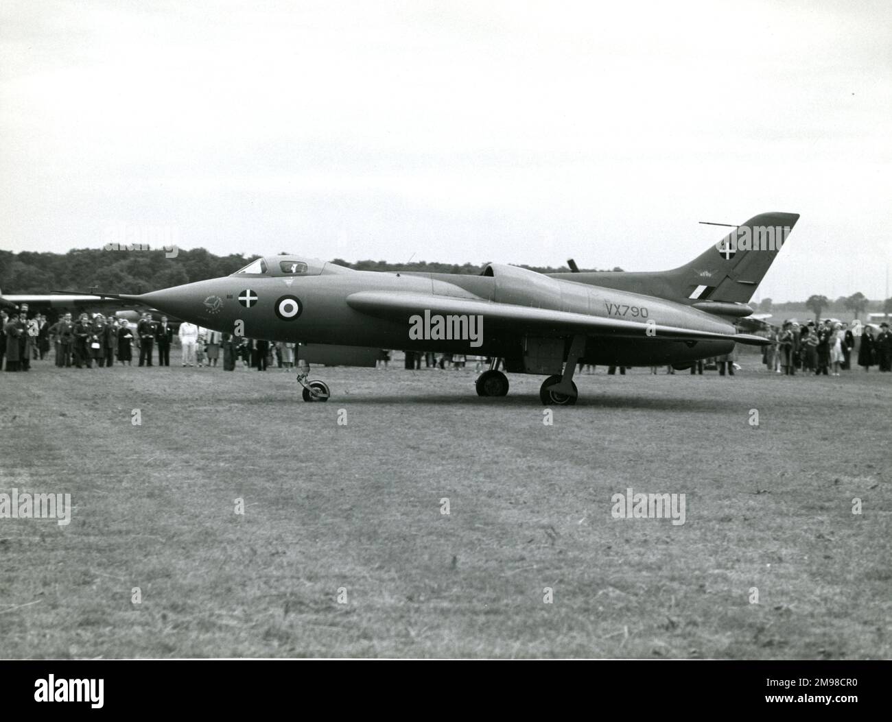 Avro 707B, VX790, at the 1953 Royal Aeronautical Society Garden Party ...