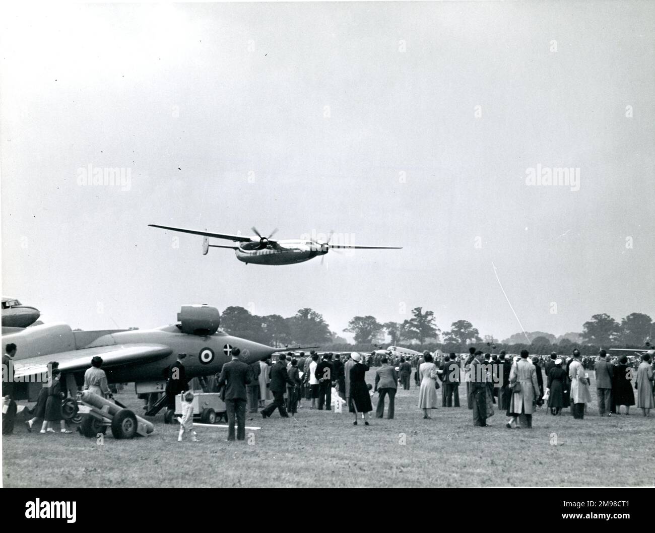 Airspeed Ambassador, G-AMAB, Sir Francis Bacon, of BEA flies over Avro ...