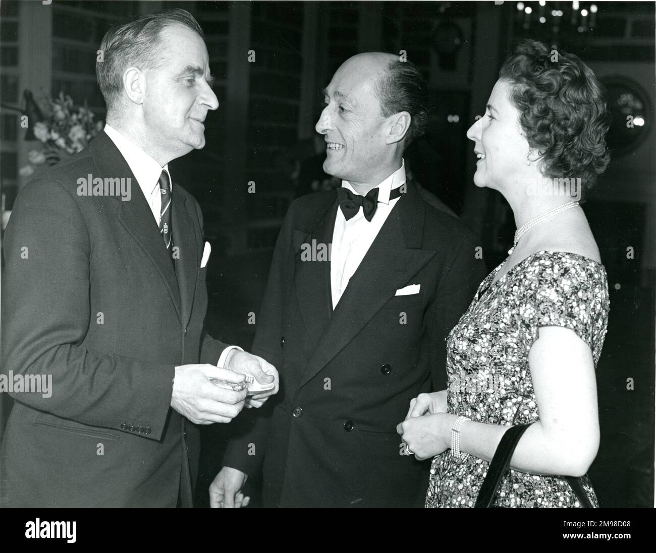 Left dr hi-res stock photography and images - Alamy