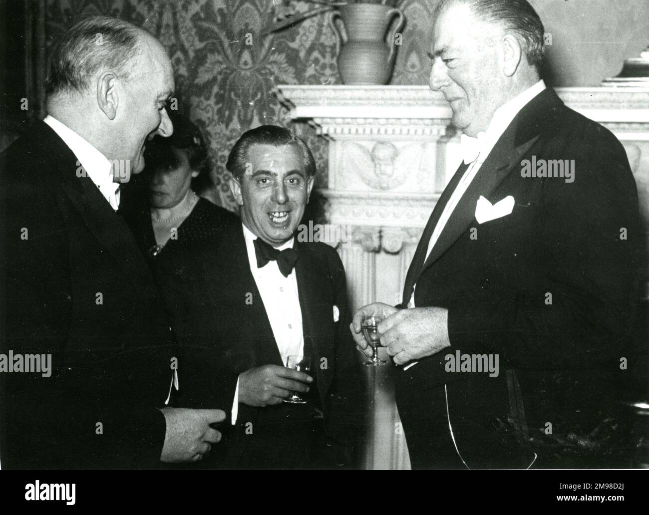 The Royal Aeronautical Society held a dinner at No.4 Hamilton Place in ...