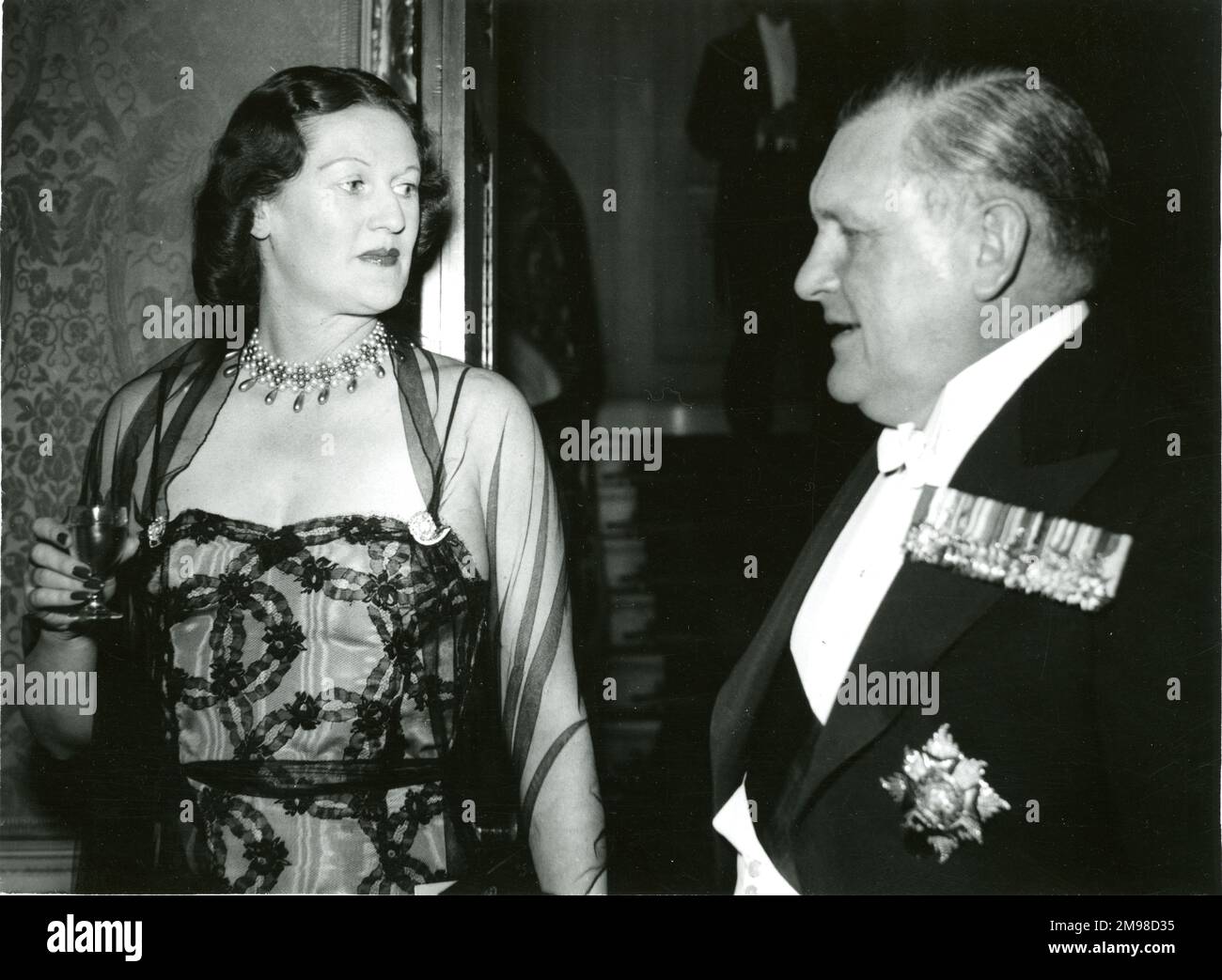 The Royal Aeronautical Society held a dinner at No.4 Hamilton Place in 1949 to celebrate the ...