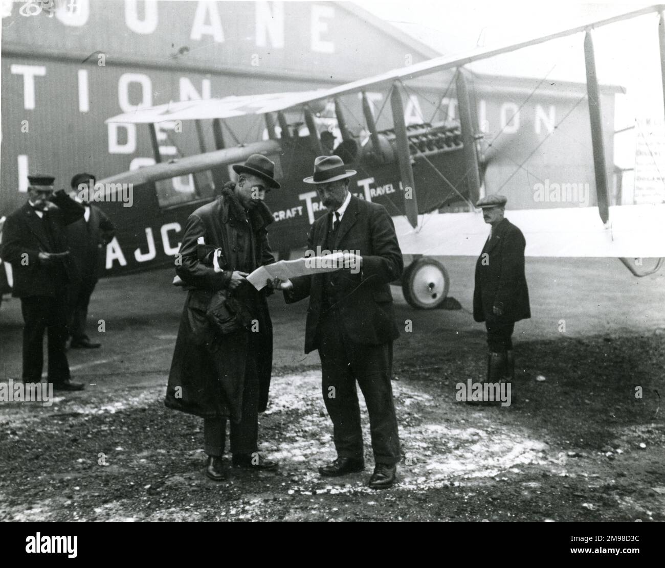 Commercial aeroplane 1919 hi-res stock photography and images - Alamy