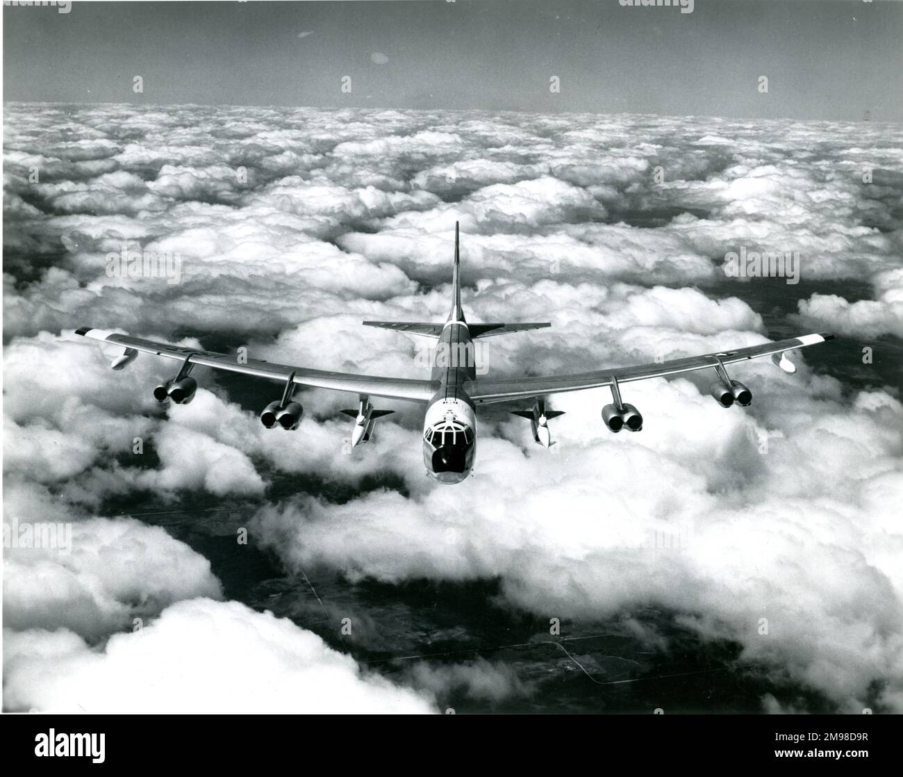 Boeing B-52G Stratofortress carrying two North American GAM-77 Hound ...