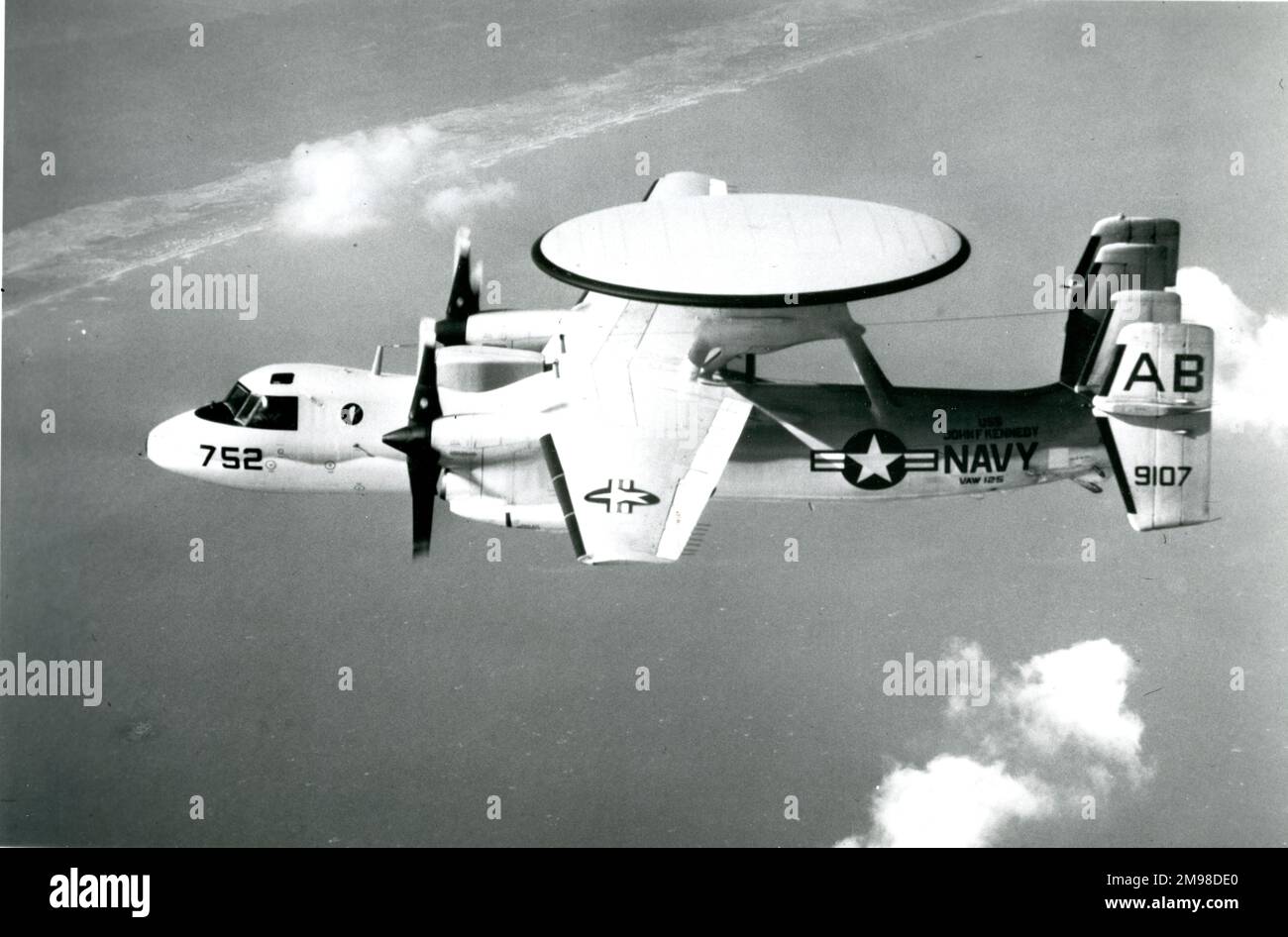 Grumman E-2C Hawkeye Stock Photo - Alamy