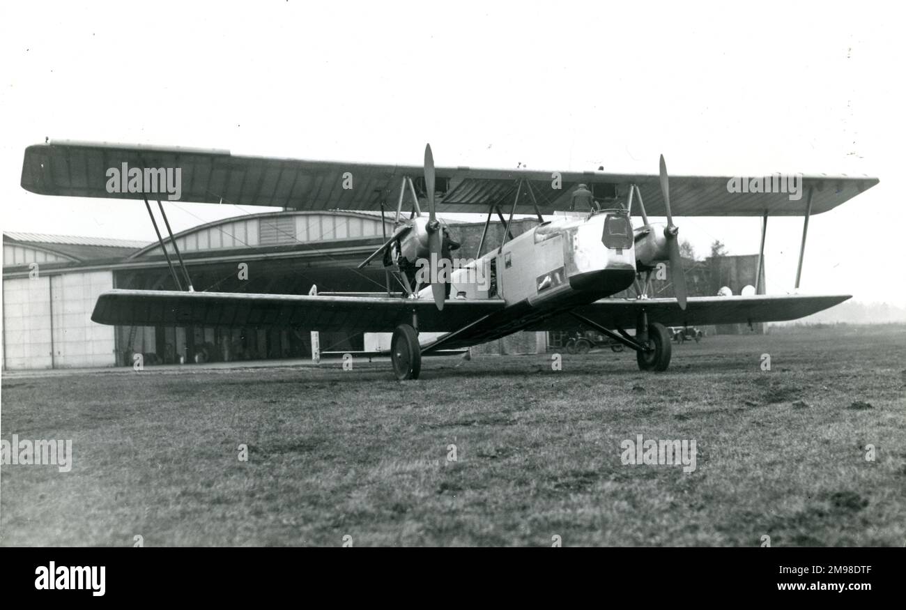 Vickers Type 150 B19/27, J9131, in its original form in November 1929 ...