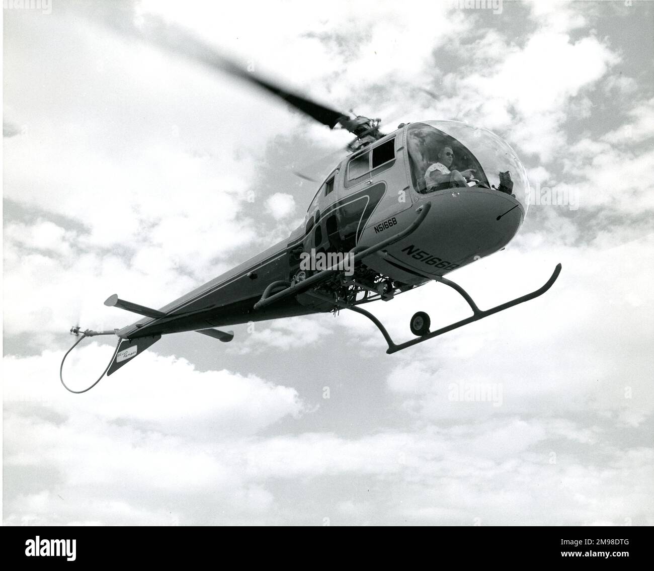 Bell Model 47J, N5166B Stock Photo - Alamy