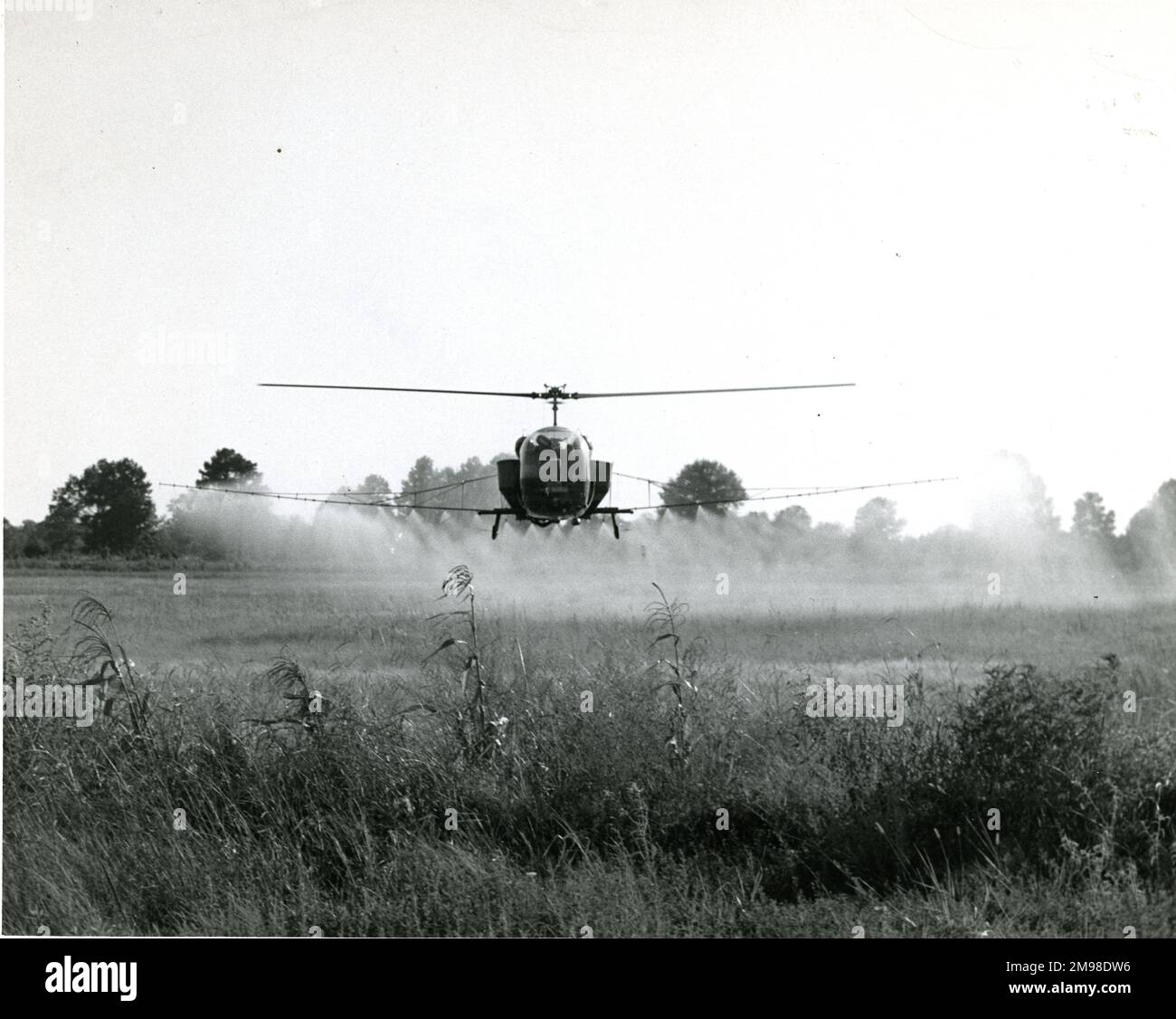 Bell Model 47 crop duster Stock Photo - Alamy