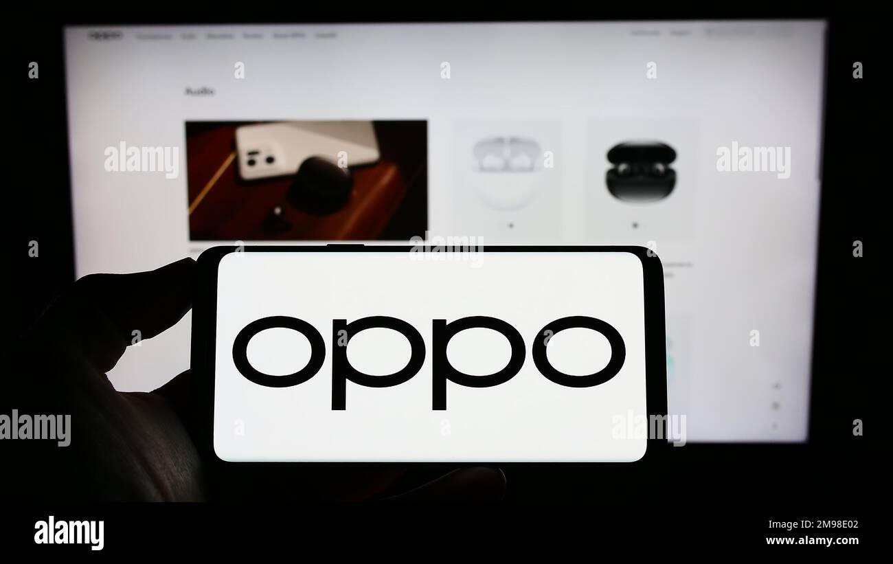 Oppo hi-res stock photography and images - Alamy