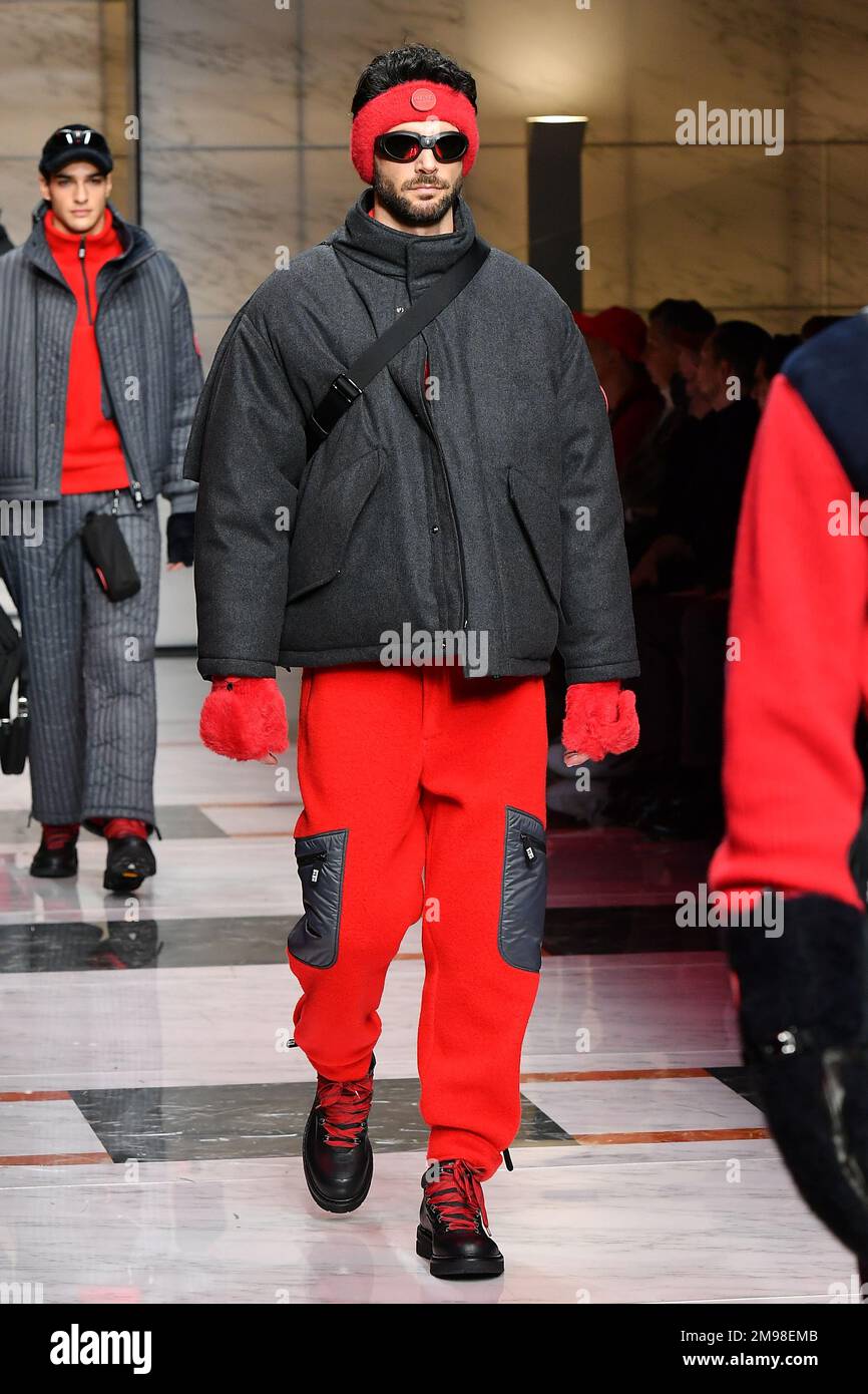 Simone Curto Milan Fashion Week - Men F/W 23-24 Giorgio Armani Fashion ...