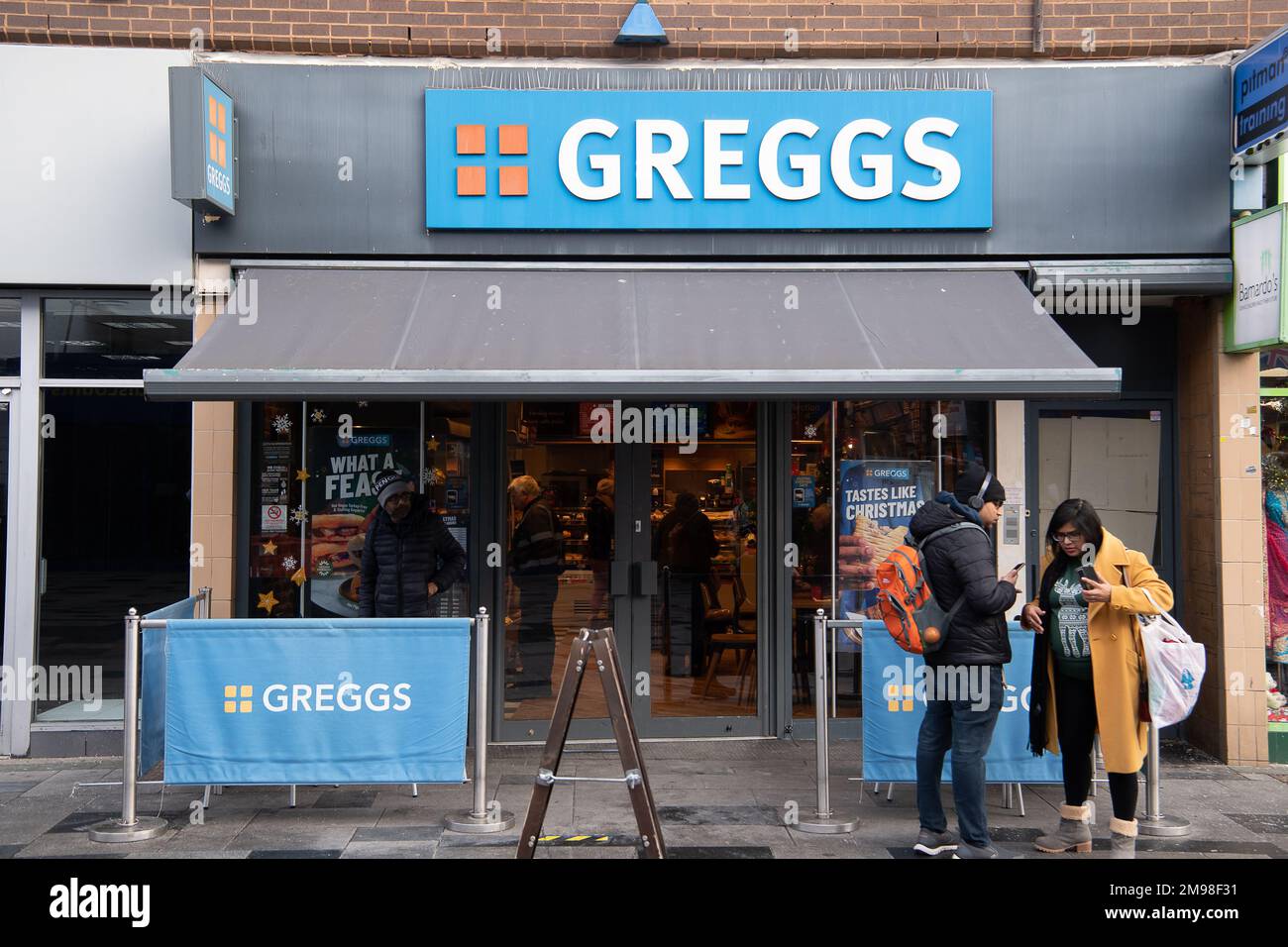 Slough, Berkshire, UK. 14th December, 2022. A Greggs shop in Slough ...