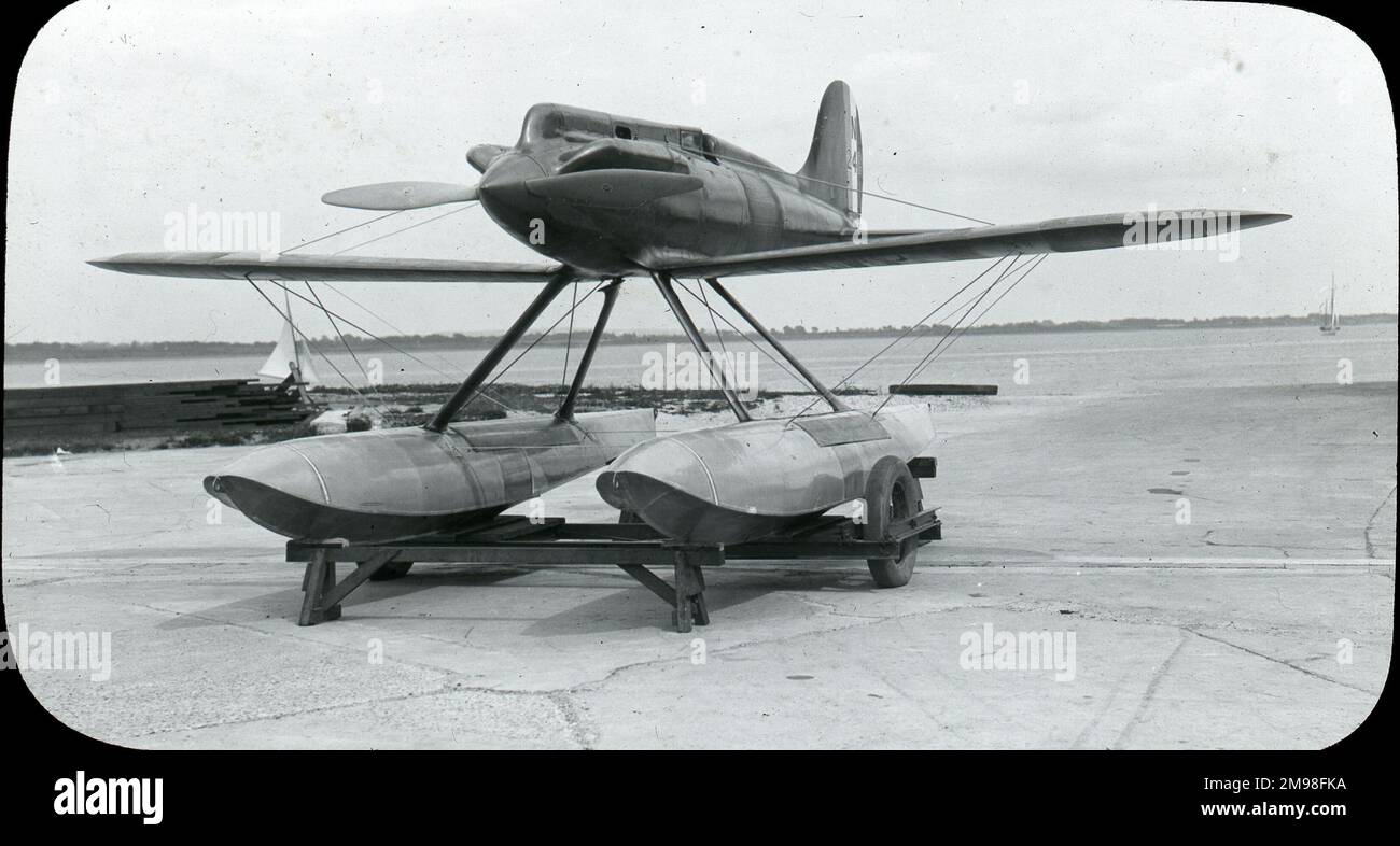 Gloster VI, N249, Golden Arrow, at Calshot in September 1929 Stock ...
