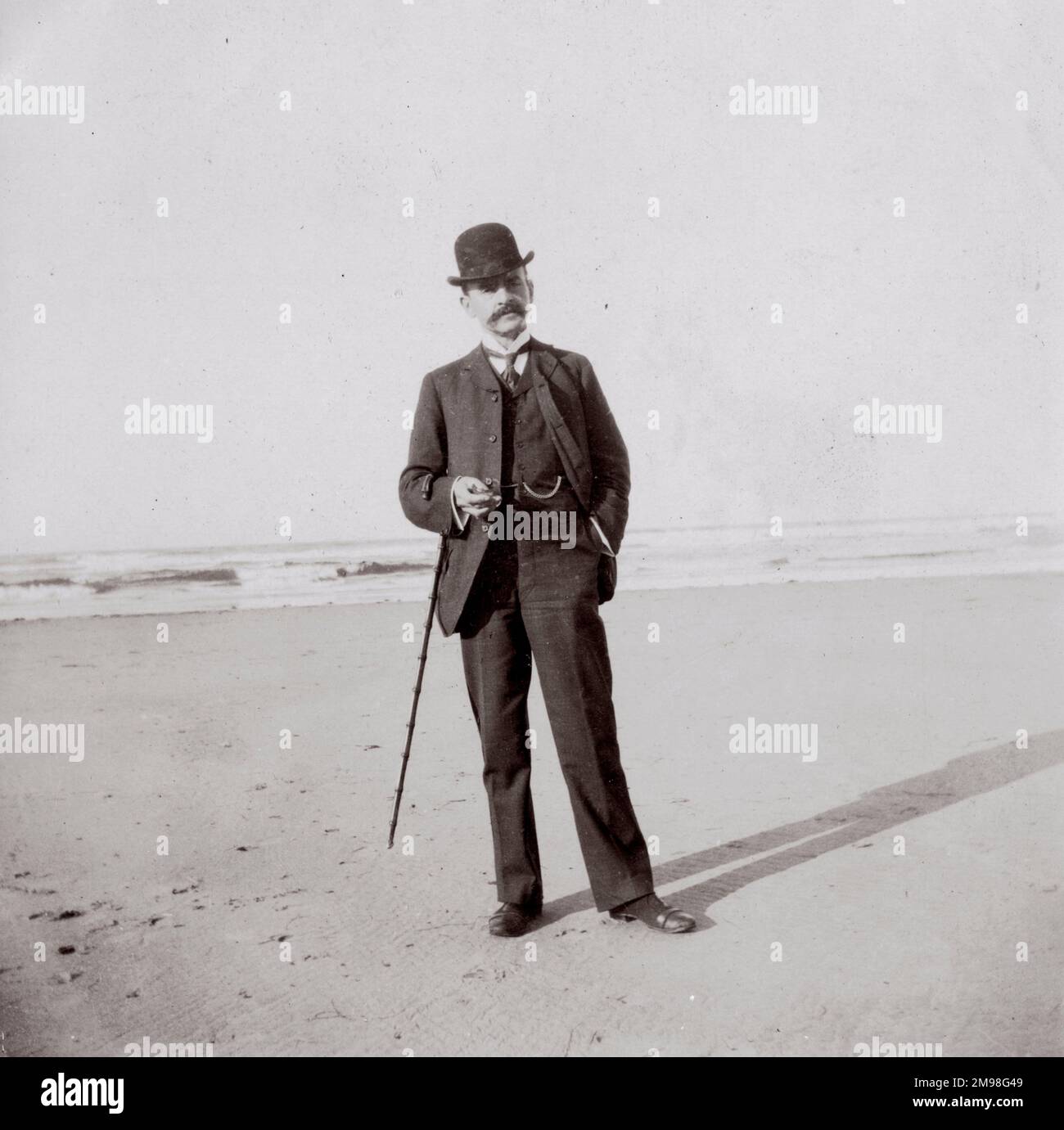 Edwardian man hi-res stock photography and images - Alamy