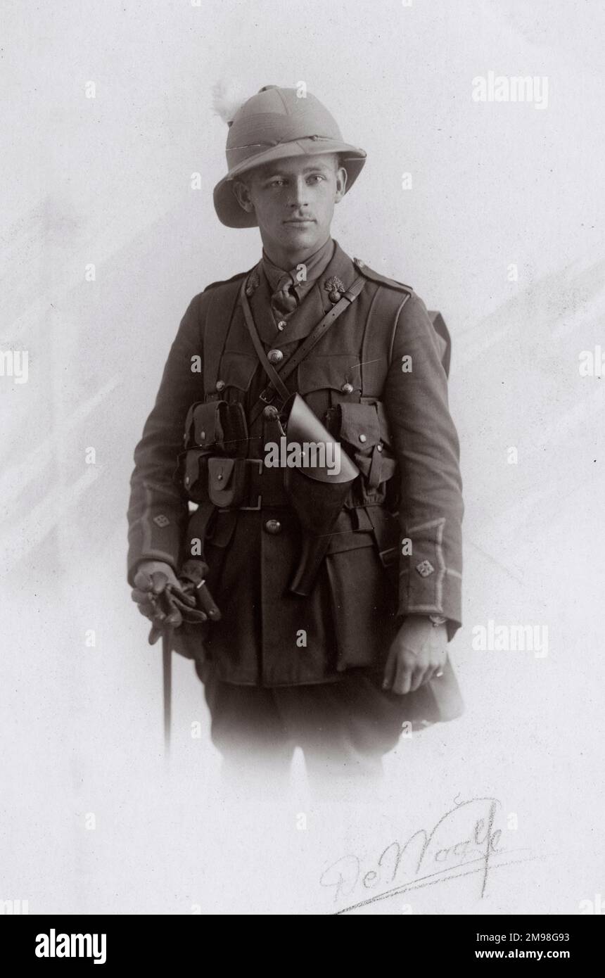 Studio photo, a young man of the 4/1st City of London Regiment, Royal ...