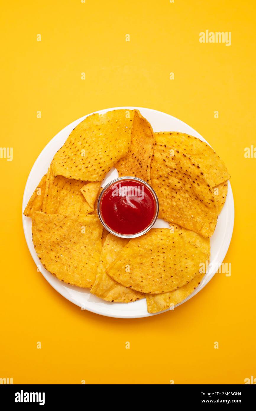 Close up nachos in plate hi-res stock photography and images - Alamy