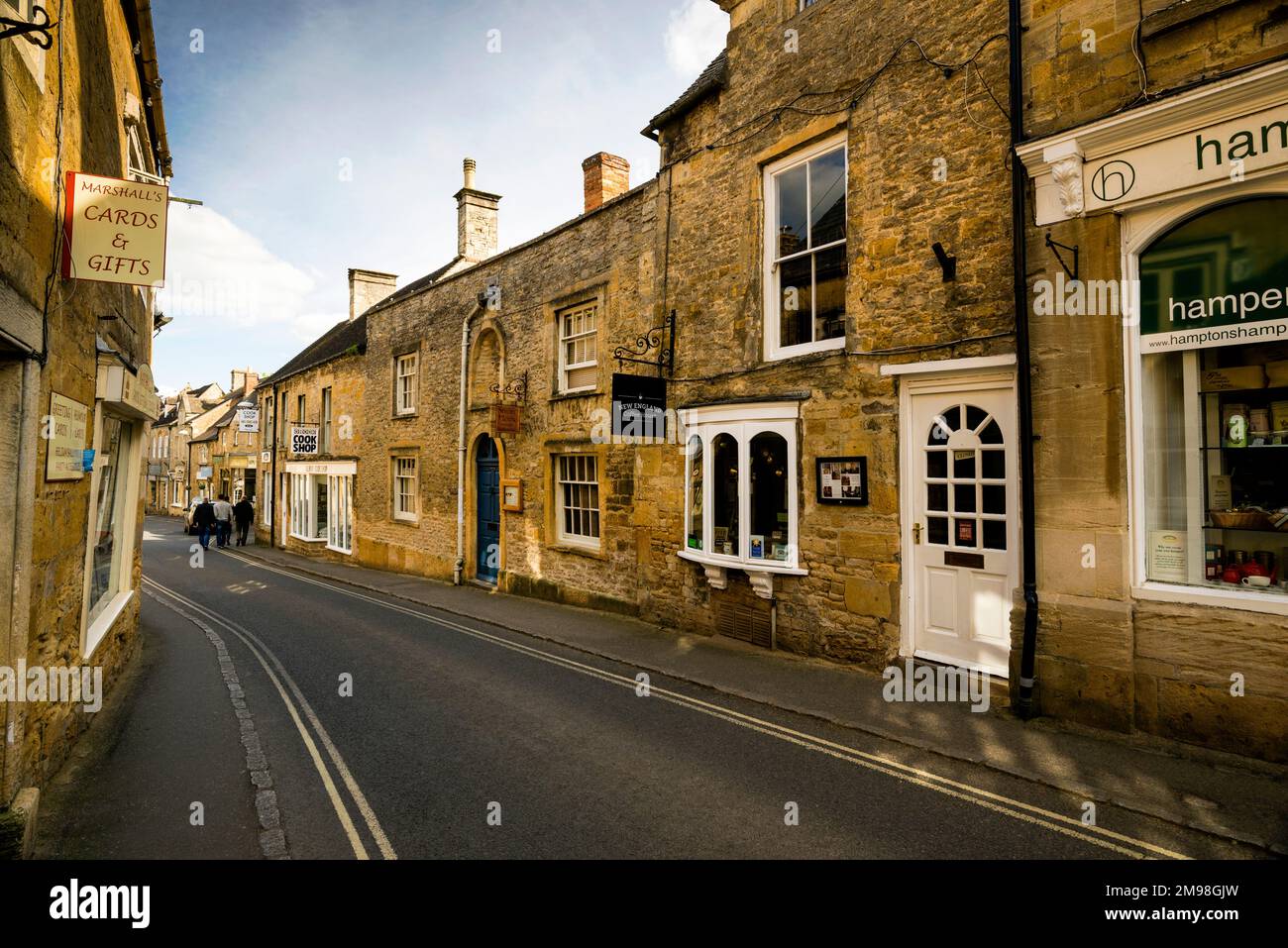 Cotswold market town Stow-ob-the-Wold in England Stock Photo - Alamy