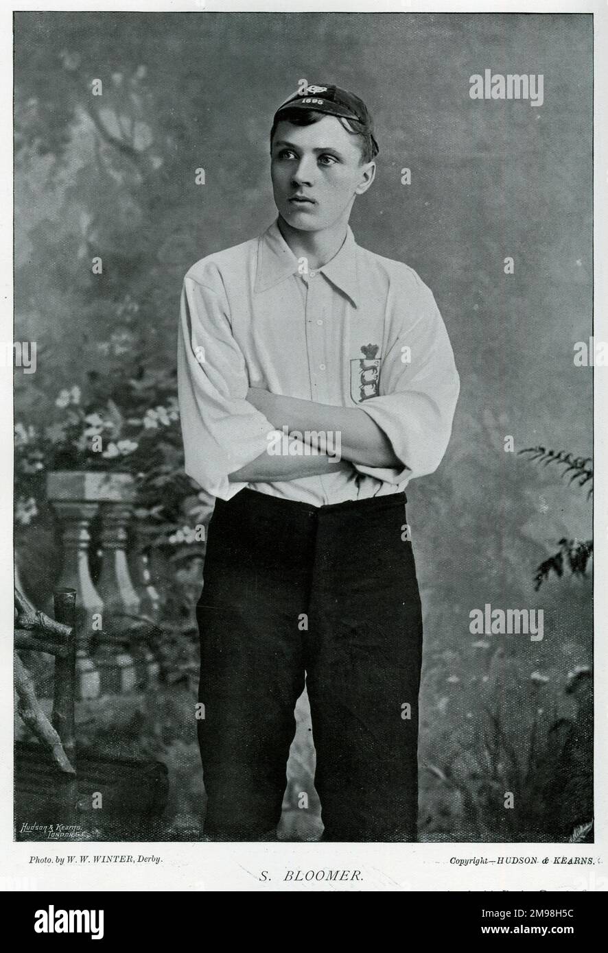 S Bloomer, England International footballer Stock Photo - Alamy